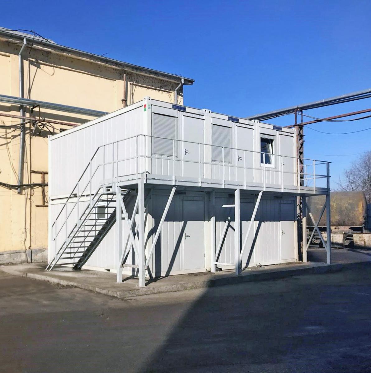 Conteneur de bureau - Container espace de travail - France Abris ...